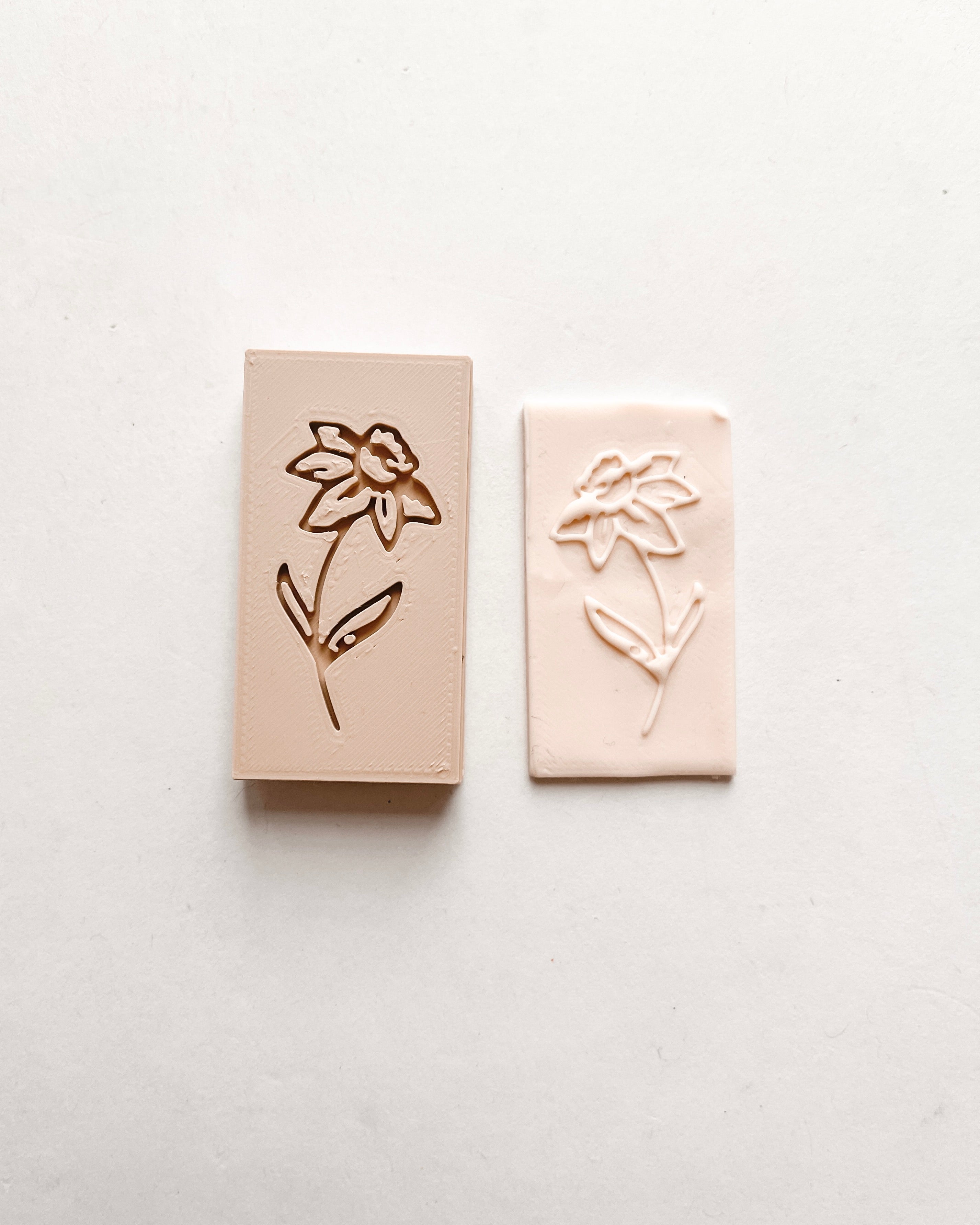 Daffodil Clay Embossing Stamp - March Birth Flower – Avsthetics